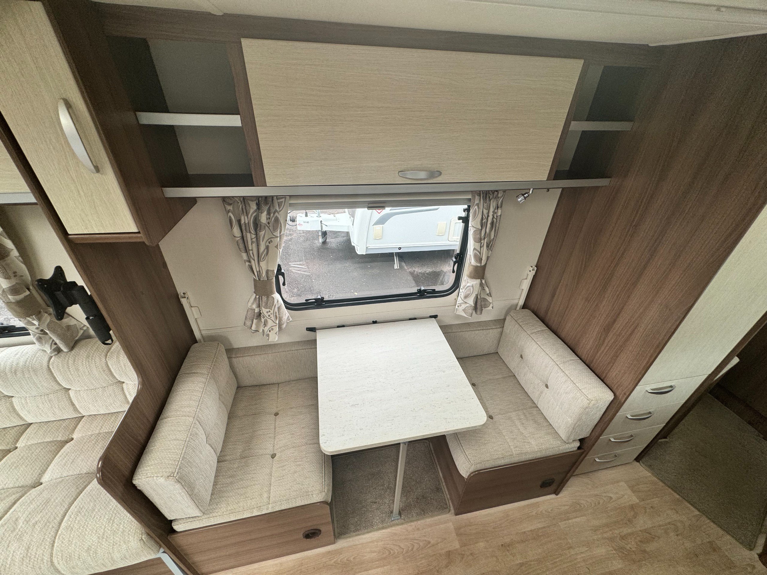 Sold 2018 Lunar Venus 620/6 , Exeter, Devon | Exeter Caravan Centre