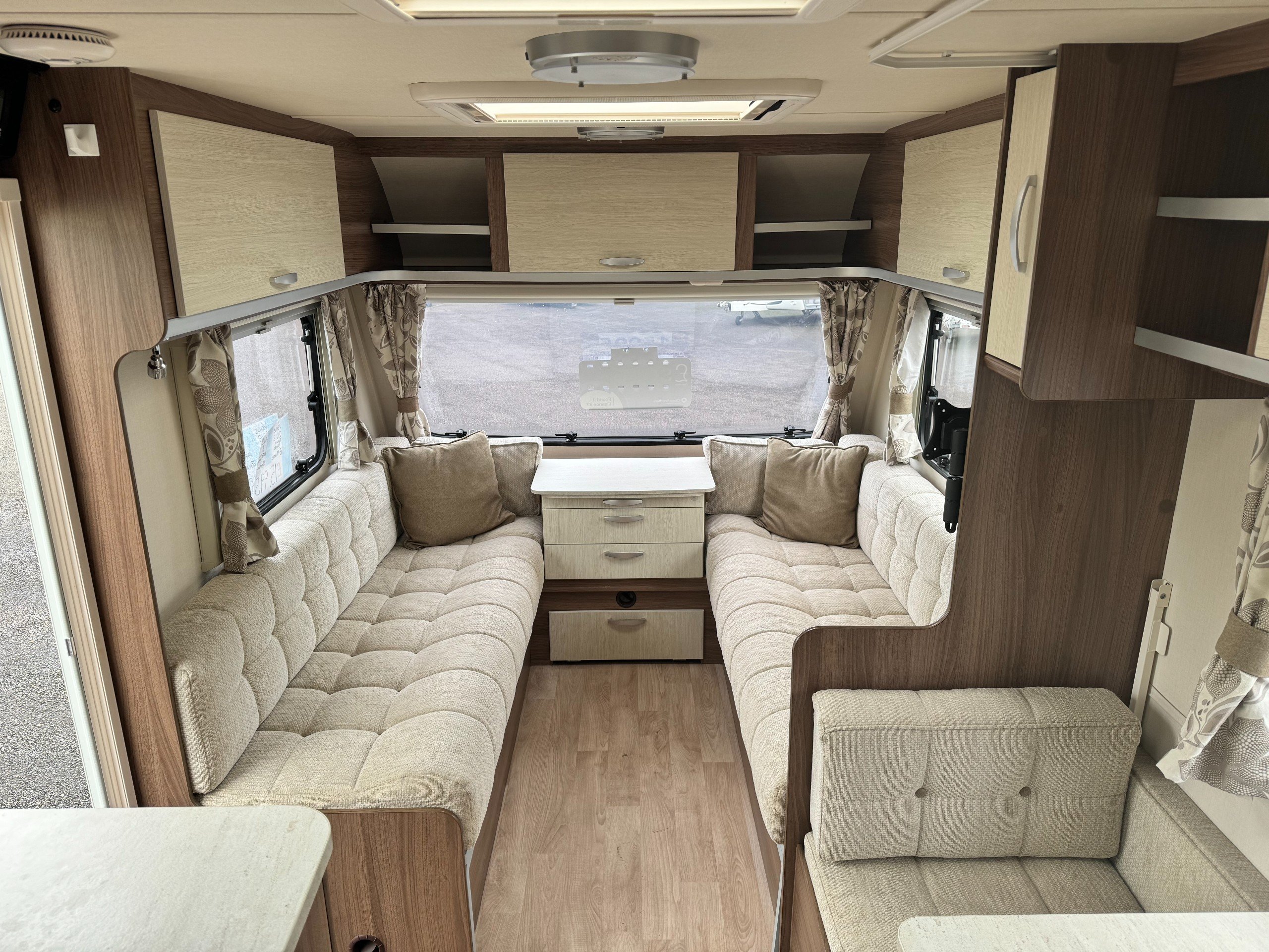 Sold 2018 Lunar Venus 620/6 , Exeter, Devon | Exeter Caravan Centre